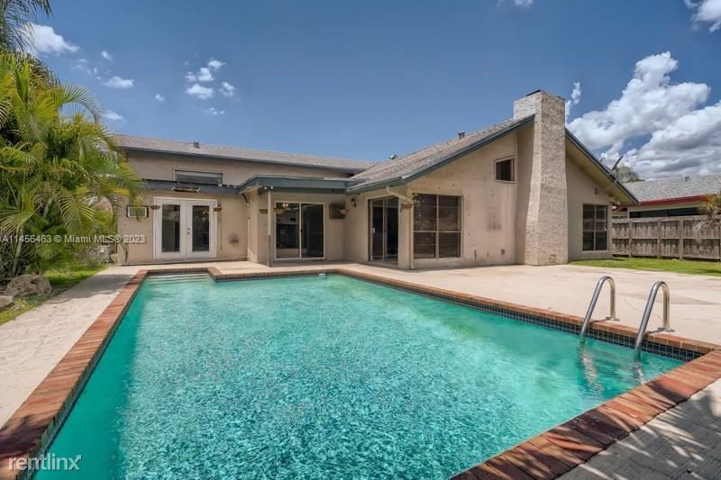 8208 Cassia Terrace, Tamarac, FL 33321 - House Rental in Tamarac, FL ...