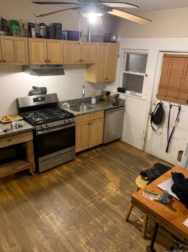 9 Oak Square Ave Unit 1r, Boston, MA 02135 - 9 Oak Square Ave Boston ...