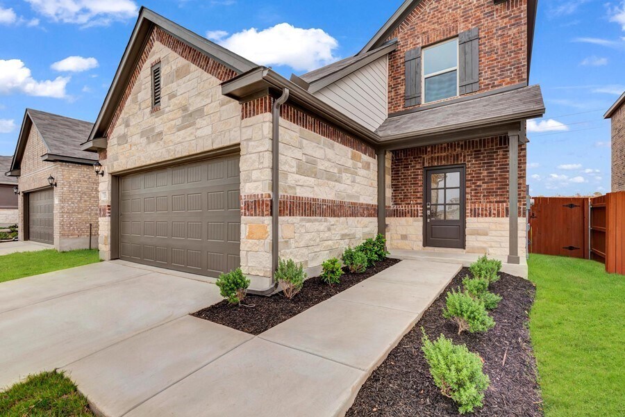 229 Papaya Dr, Mustang Ridge, TX 78610 - House Rental in Mustang Ridge ...