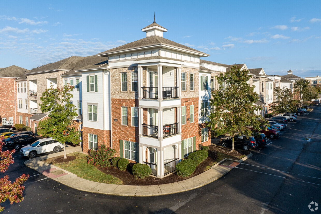 Cantare At Indian Lake Village Apartments