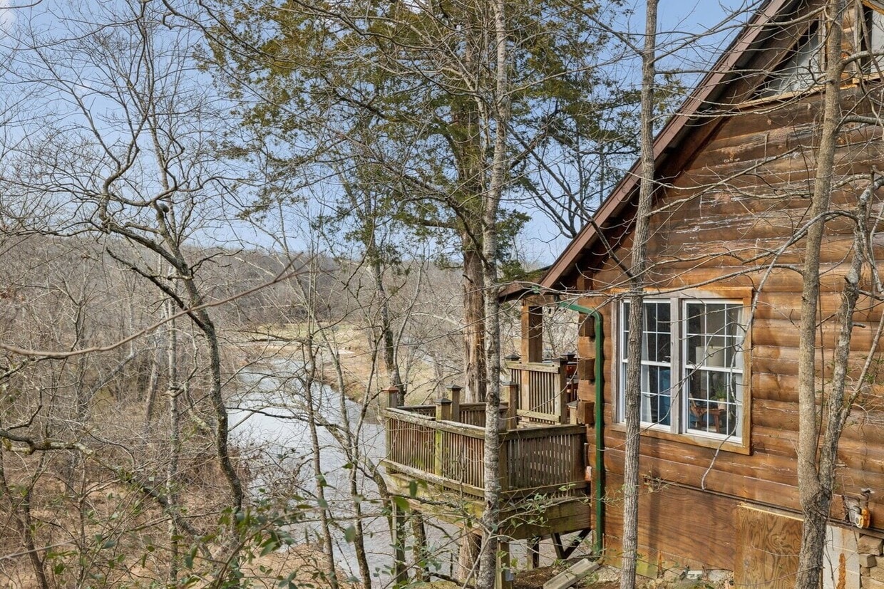 6823 Piney River Road Houses for Rent - Bon Aqua, TN | Apartments.com