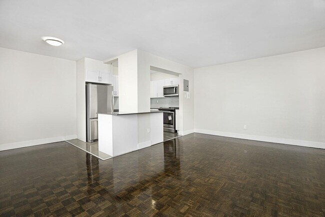 Parkside Place Apartments - 55 Triller Ave Toronto, ON | Apartments.com