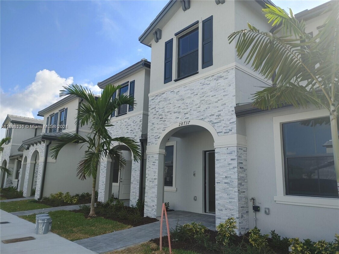 28737 SW 133rd Ct, Homestead, FL 33033 - Townhome Rentals in Homestead ...