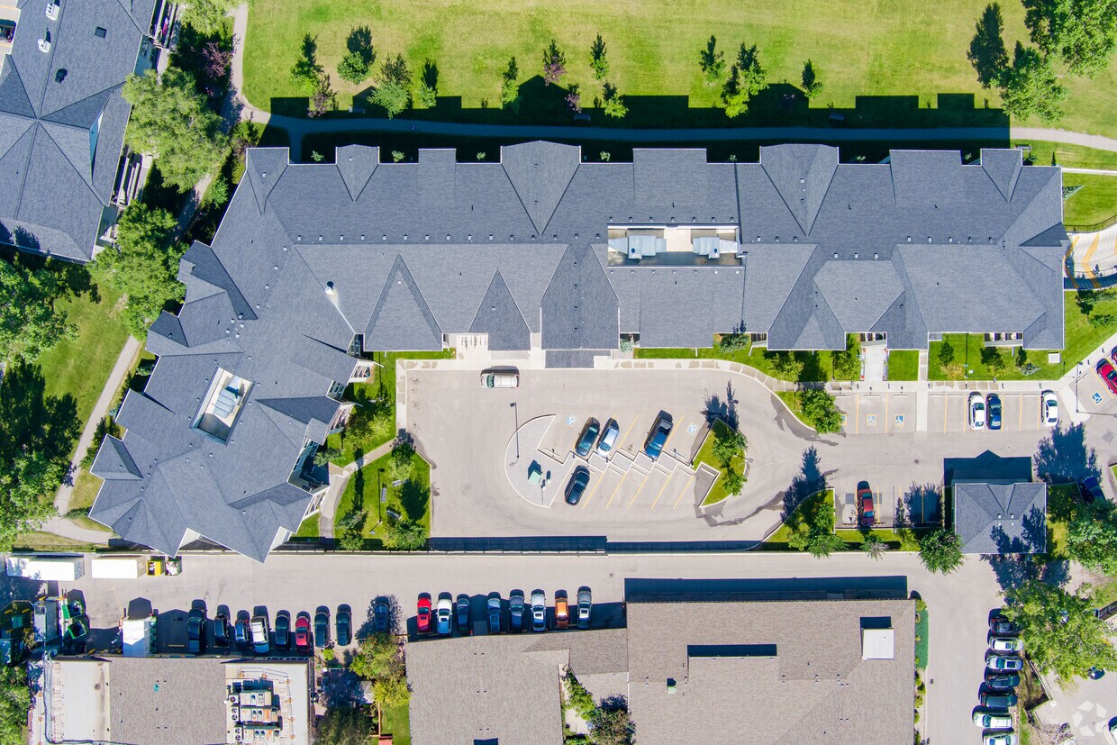 Spruce Ridge Gardens Apartments - 3380 Spruce Dr SW Calgary, AB ...