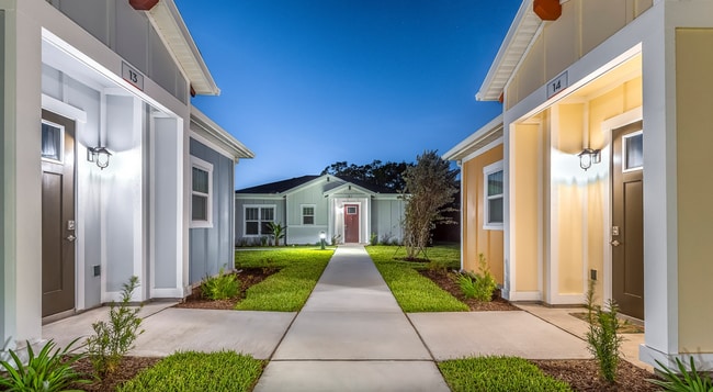 The Tides at Waterside - 7000 Tides Cir Sarasota, FL - Apartments for ...
