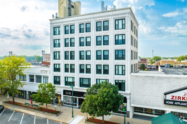 Apartments For Rent in Clinton, IA - 45 Rentals | Apartments.com