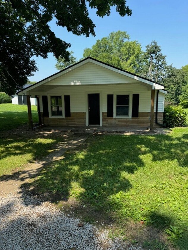 7002 Springfield Rd, Wadesville, IN 47638 - House Rental in Wadesville ...