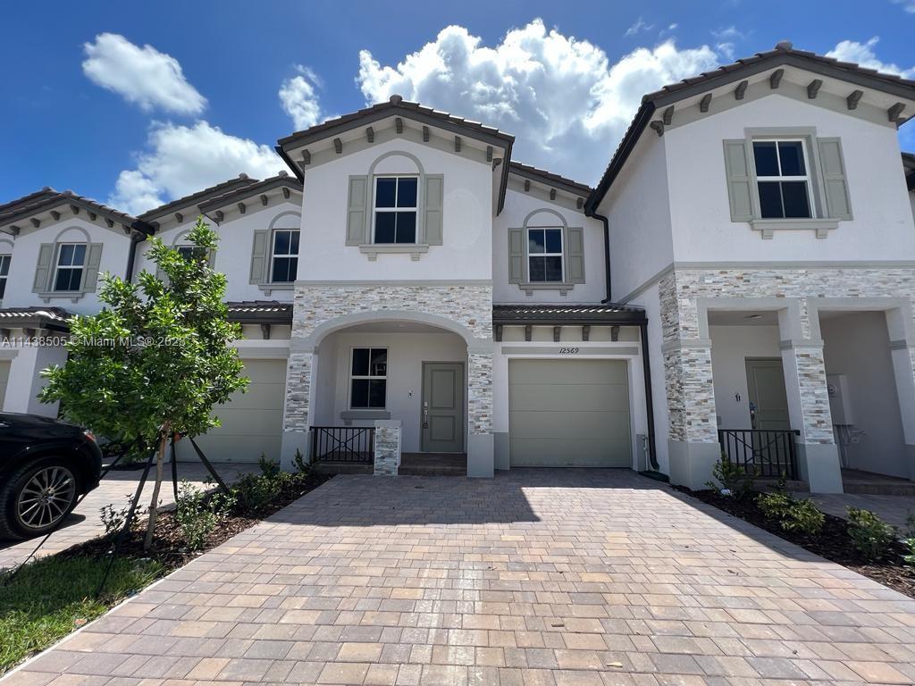 12569 NW 23rd Pl, Miami, FL 33147 - Townhome Rentals in Miami FL ...