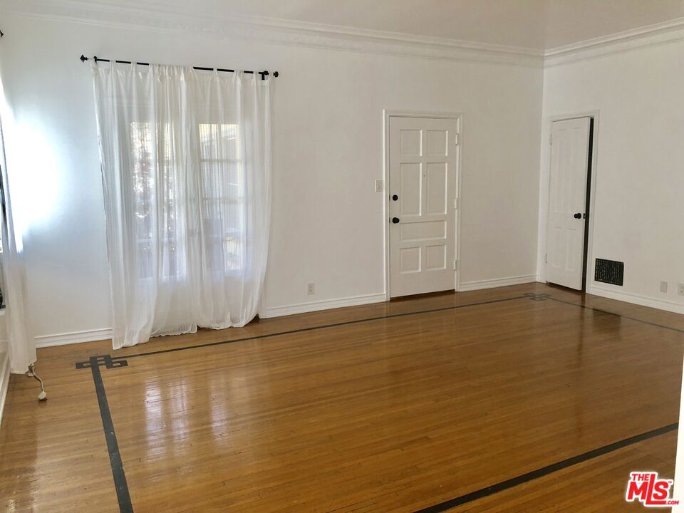 157 La Peer Dr Unit D, Beverly Hills, CA 90211 - Condo for Rent in ...