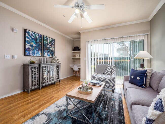 Vail Quarters Apartments - Dallas, TX | Apartments.com