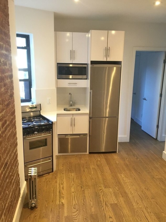 210 Rivington St, New York, NY 10002 - 210 Rivington St New York, NY ...