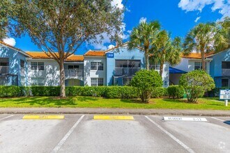 The Seasons Apartments for Rent with a Walk-In Closet - Boca Raton, FL ...