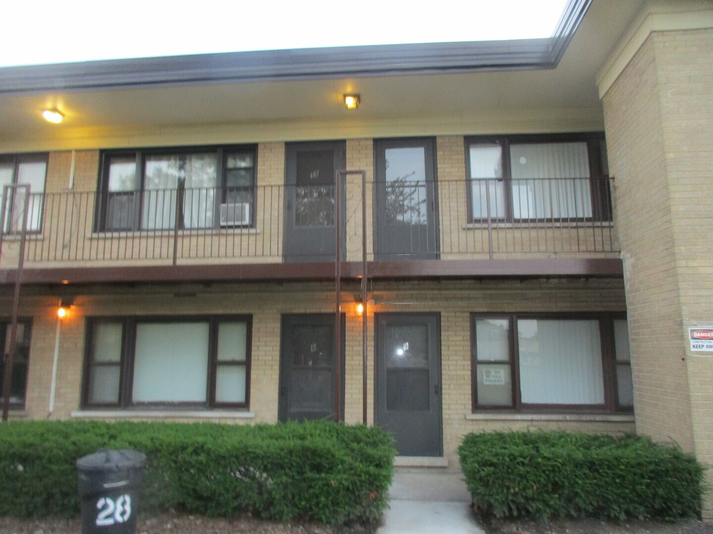 28 N King Arthur Ct Unit 20, Northlake, IL 60164 - Condo for Rent in ...
