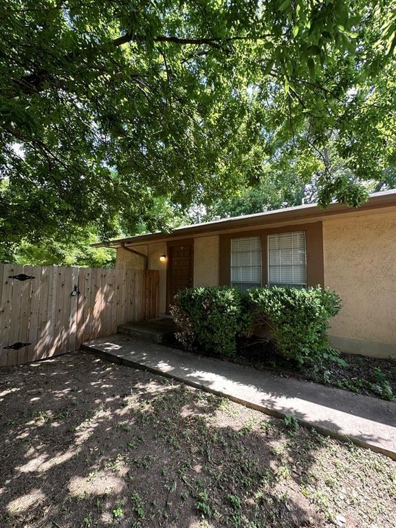 7709 Meadowview Ln, Austin, TX 78752 - Townhome Rentals in Austin TX ...
