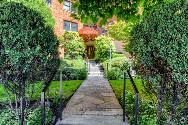 Best Luxury Lower Queen Anne Apartments for Rent - Seattle, WA ...
