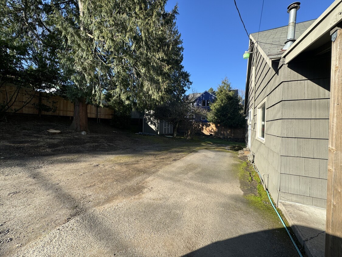 4509 SW Taylors Ferry Rd, Portland, OR 97219 - House Rental in Portland ...