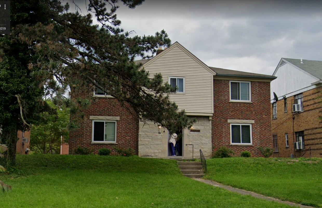 7264 Reading Rd, Cincinnati, OH 45237 - 7264 Reading Rd Cincinnati, OH ...