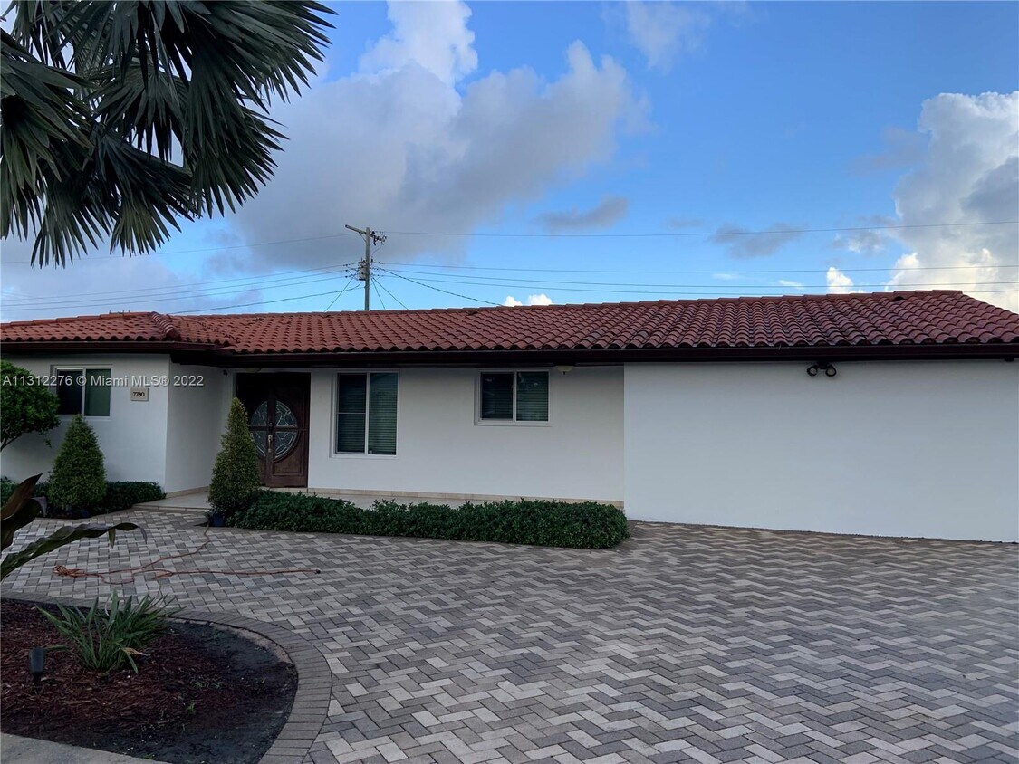 7780 SW 28th St, Miami, FL 33155 - House Rental in Miami, FL ...