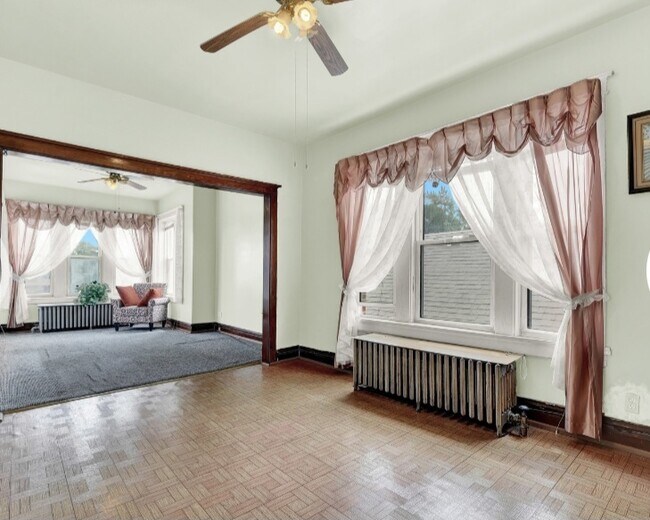 5412 S Richmond St, Chicago, IL 60632 - House Rental in Chicago, IL ...