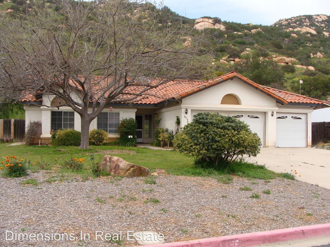8974 Hunter Pass, Alpine, CA 91901 - House Rental in Alpine, CA ...