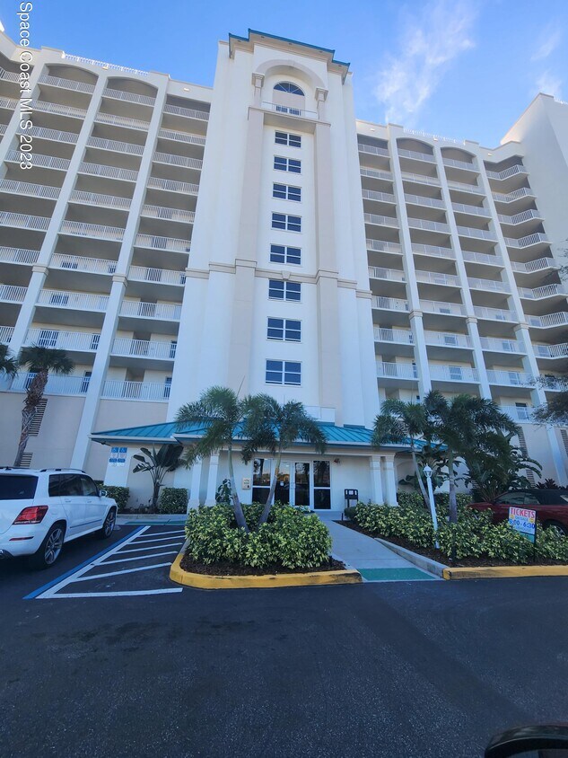 3 Indian River Ave Unit 607 Titusville Fl 32796 Condo For Rent In