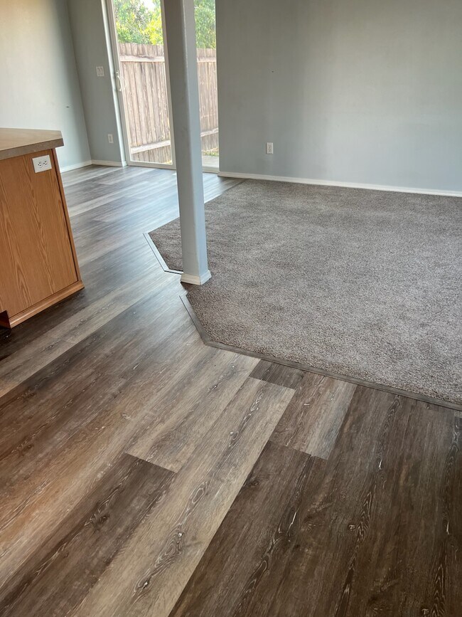 4297 Vicky Way NE, Salem, OR 97305 - Townhome Rentals in Salem OR ...