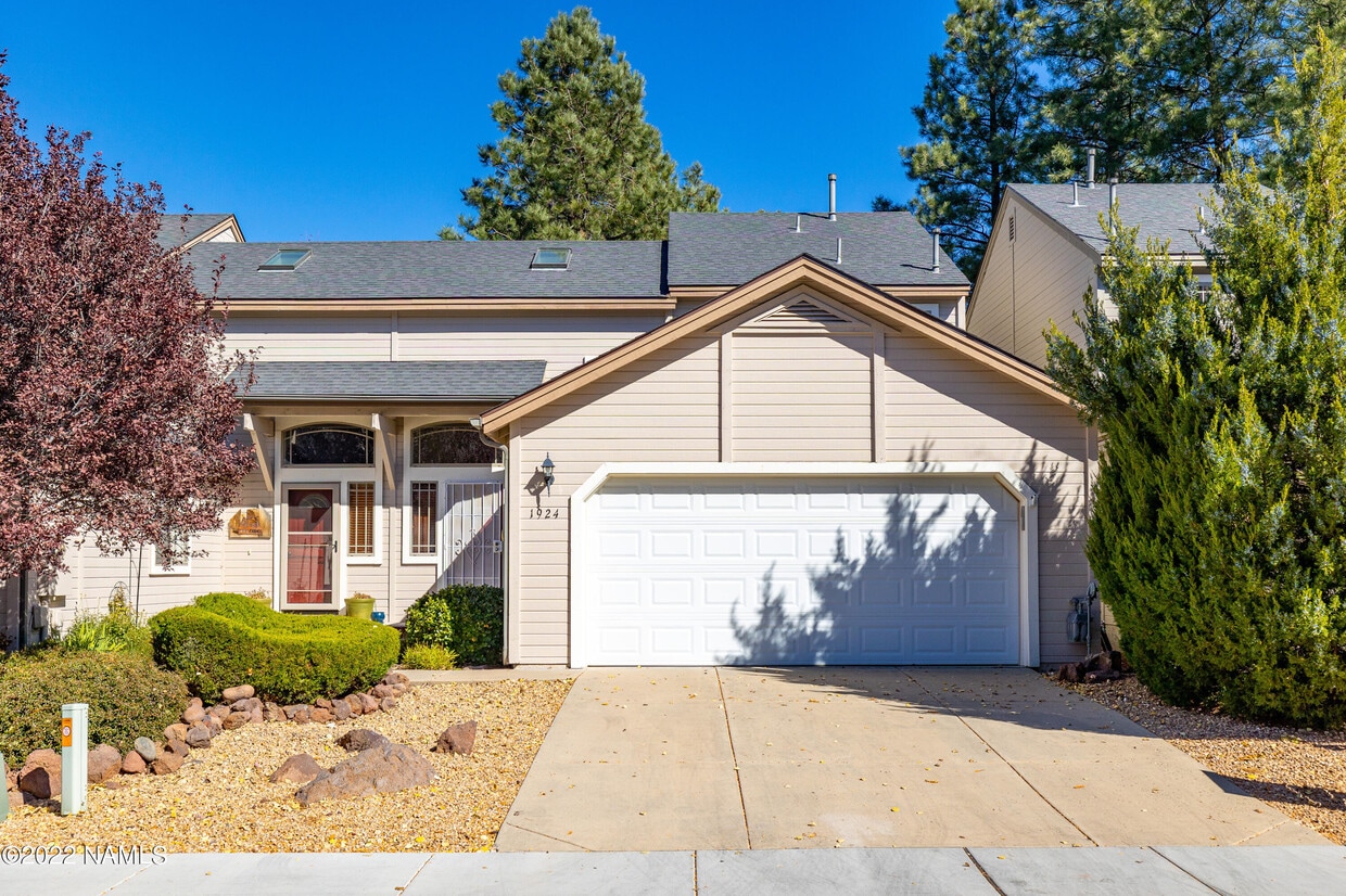 1924 W Camelot Dr, Flagstaff, AZ 86001 - Townhome Rentals in Flagstaff ...