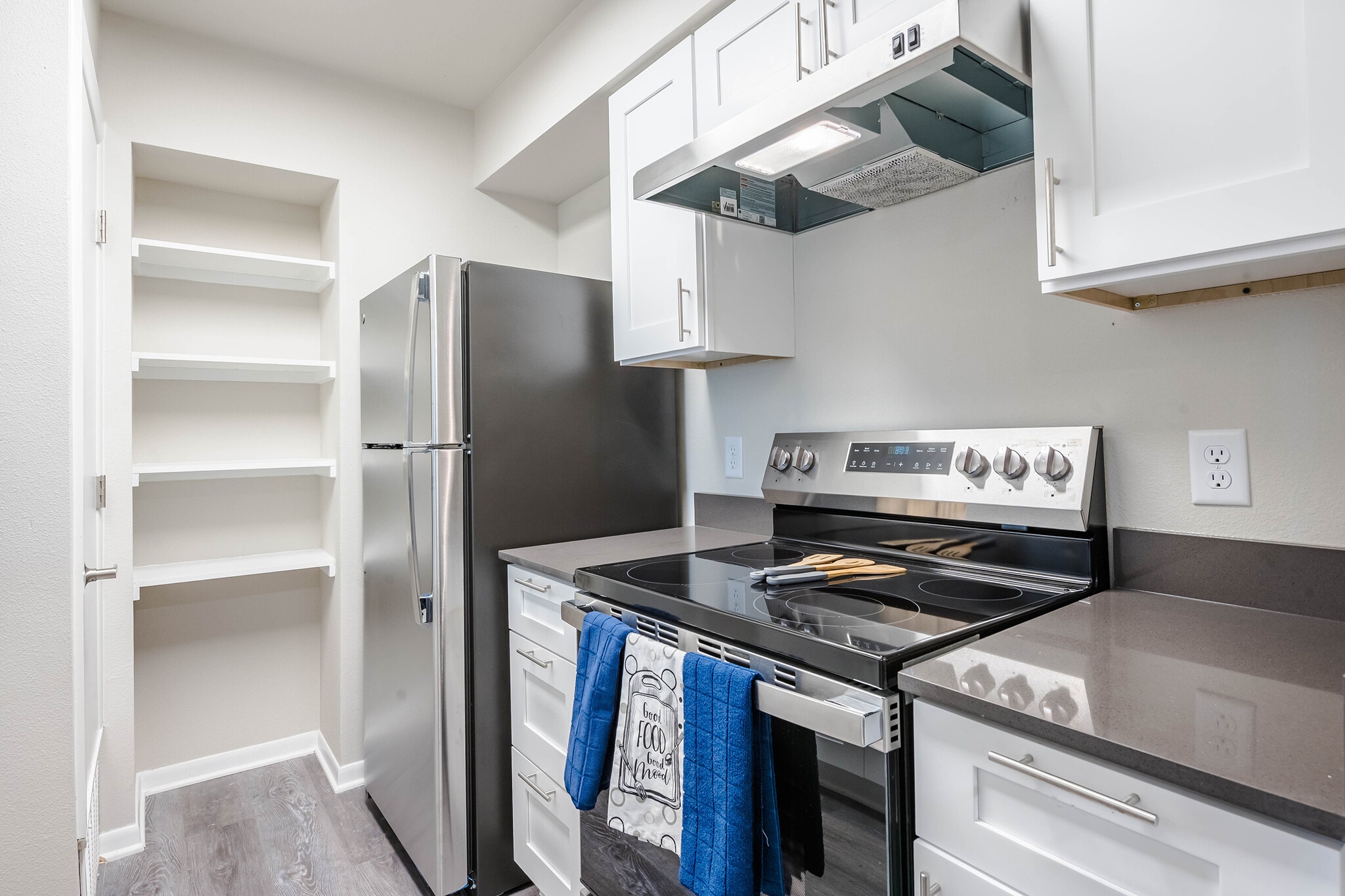 Amber Hill - 5335-5341 Nw Loop 410 San Antonio, TX 78229 | Apartments.com