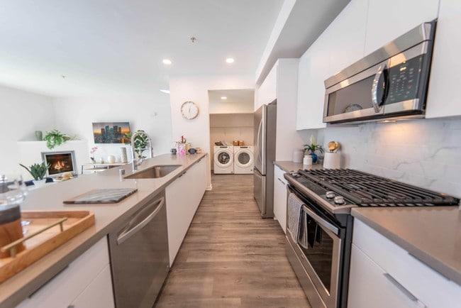 Canvas LA - Apartments in Los Angeles, CA | Apartments.com