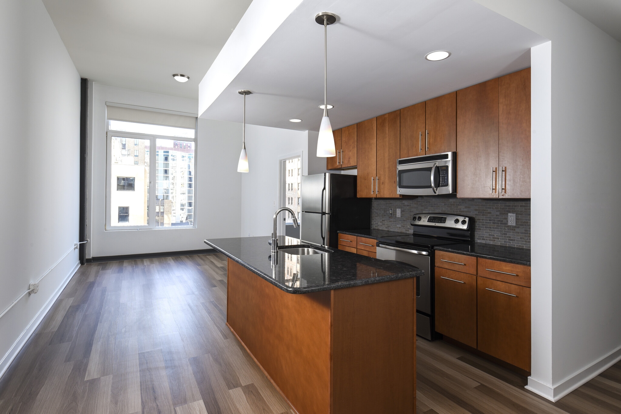 The Sansom - 1605 Sansom St Philadelphia, PA 19103 | Apartments.com