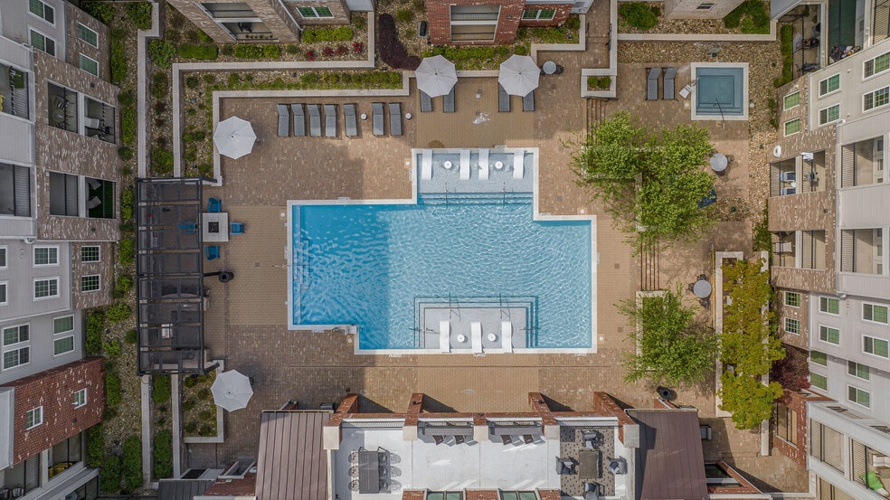 Townhomes for Rent Near Green Acres | Apartments.com