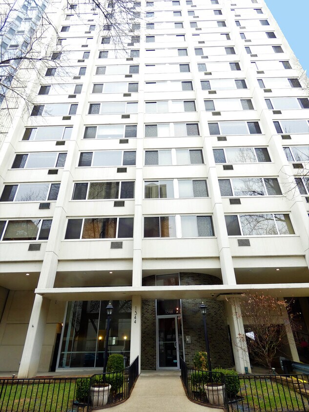 1344 N Dearborn St Unit 16E, Chicago, IL 60610 - Condo for Rent in ...