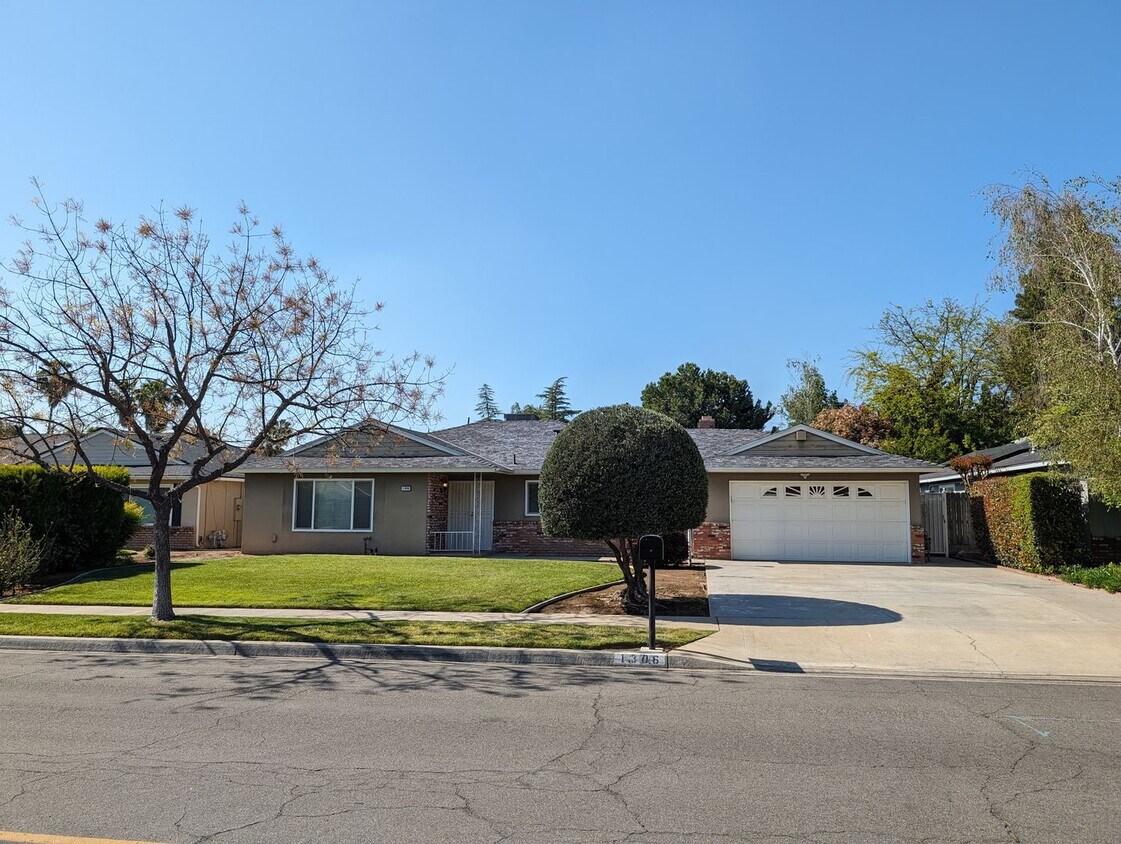 1306 W Northridge Ave, Fresno, CA 93711 - House Rental in Fresno, CA ...