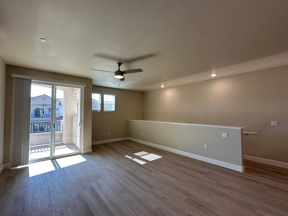 The Reserve at Ritchie Ranch - 3100 N Akers St Visalia, CA 93291 ...