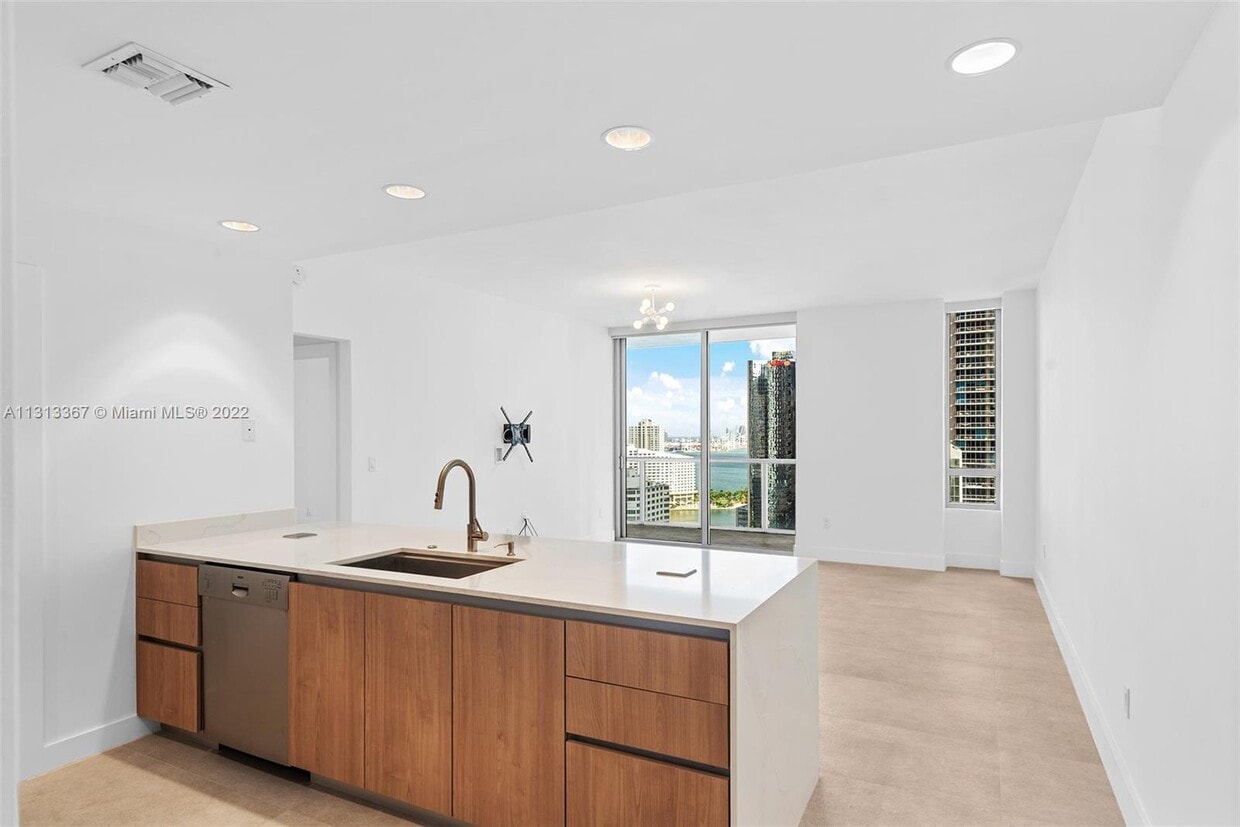 1050 Brickell Ave Unit 2502, Miami, FL 33131 - Condo for Rent in Miami, FL | Apartments.com
