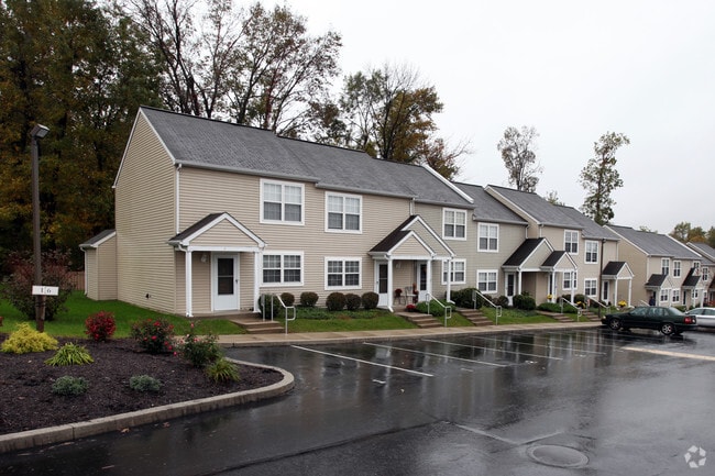 Roth Village - 1 Village Ct Mechanicsburg, PA 17050 | Apartments.com