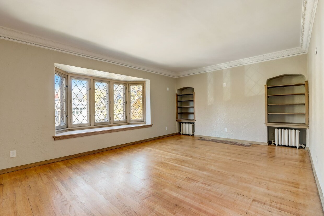 3314 N Hackett Ave Unit Lower, Milwaukee, WI 53211 - Room for Rent in Milwaukee, WI | Apartments.com