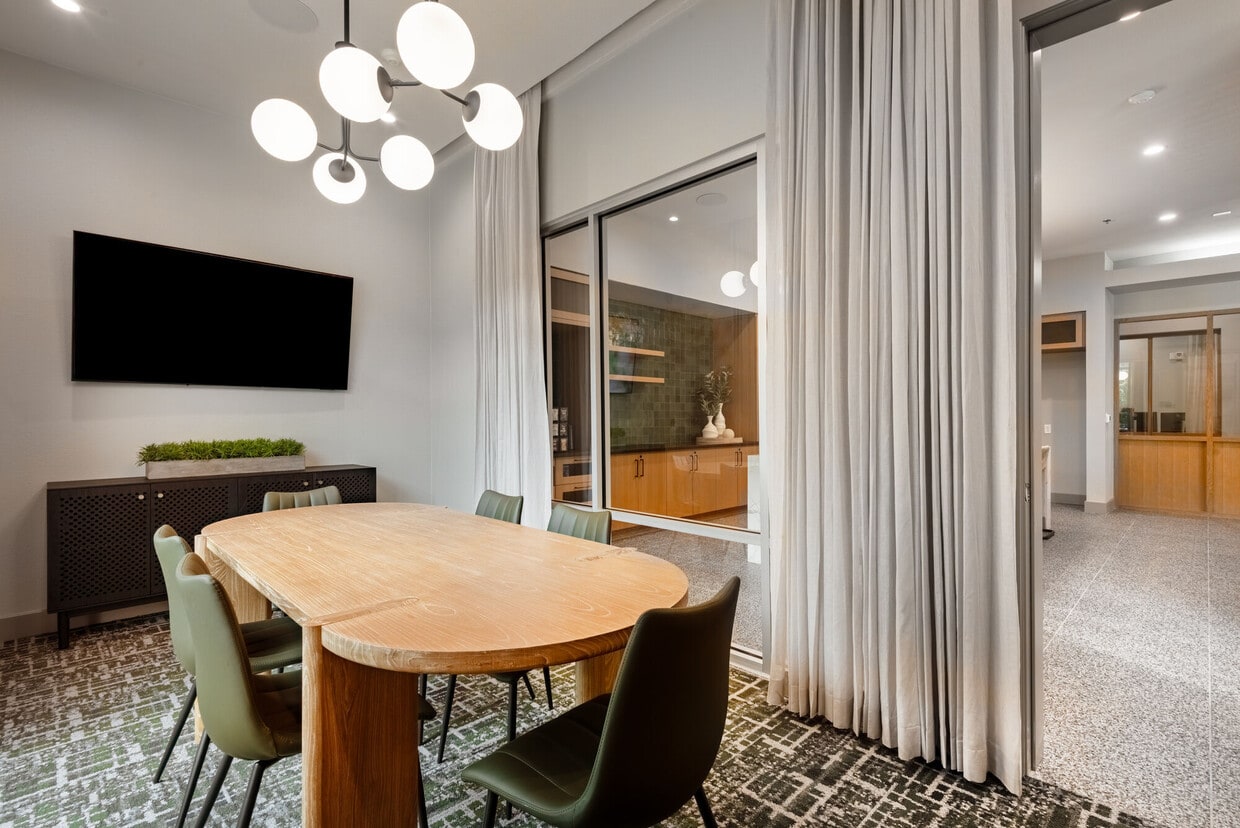 The Nelson - 10820 S IH 35 Service Road SB Austin, TX 78748 ...