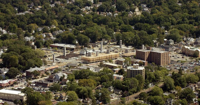 Haddon Towne Center Rentals - Haddon Township, NJ | Apartments.com