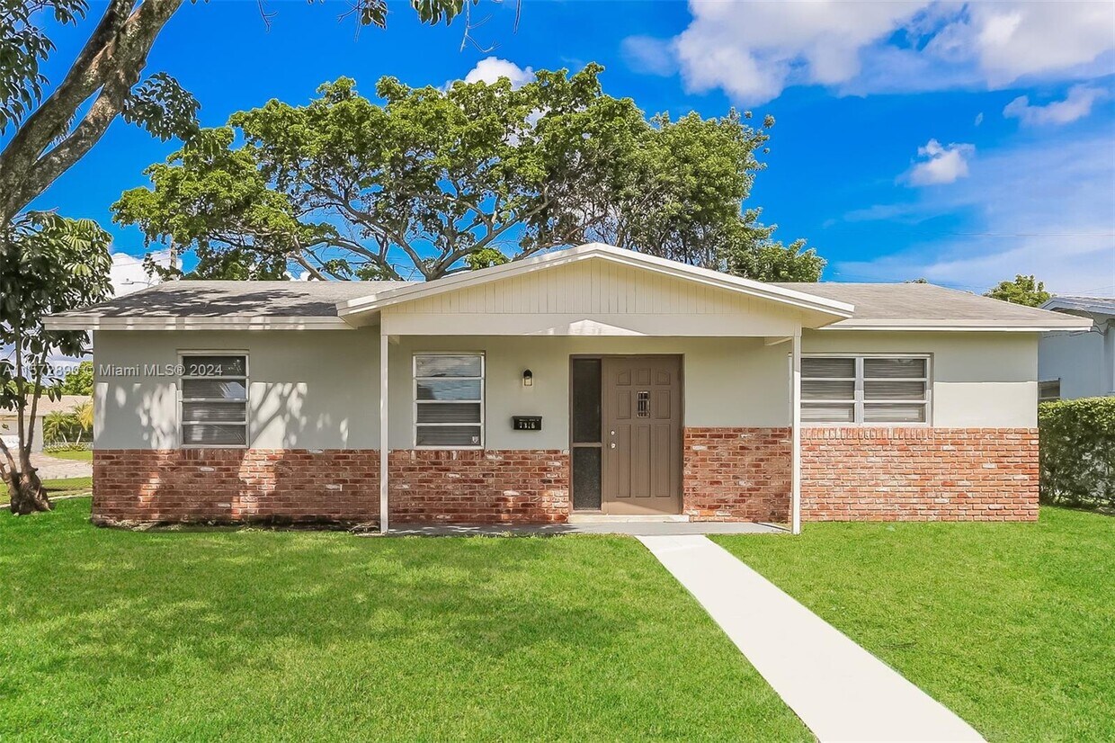 7315 Allen Dr, Hollywood, FL 33024 - House Rental in Hollywood, FL ...