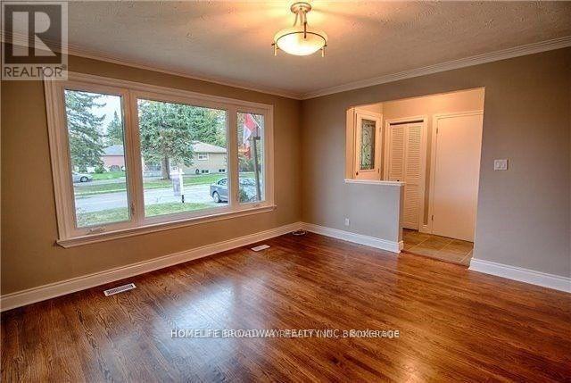 381 Taylor Mills Dr N, Richmond Hill, ON L4C 2V1 - Maison à Louer à ...