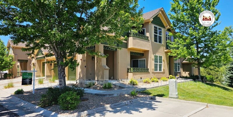 11992 W Long Cir, Littleton, CO 80120 - Townhome Rentals in Littleton ...