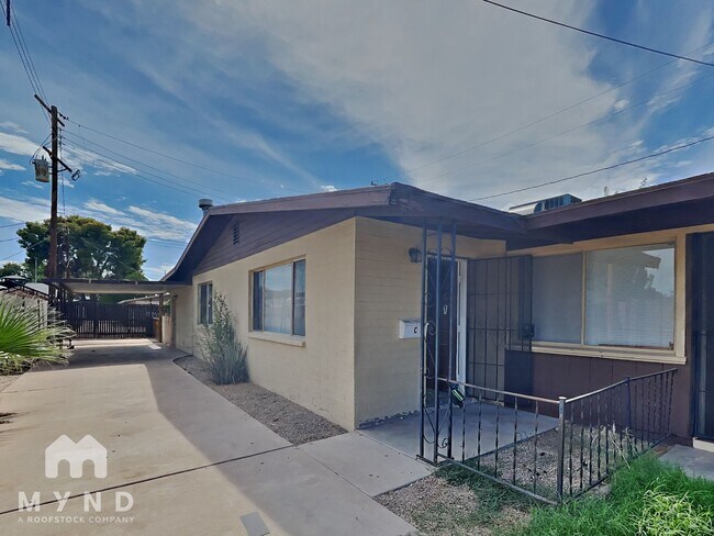 Fraser Fields Historic Districts Apartments for Rent with a Walk-In ...