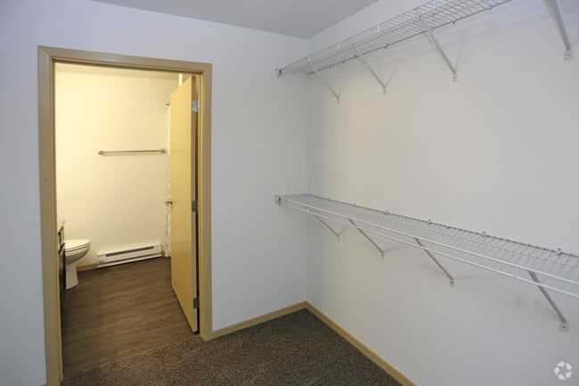 Boulevard Square Apartments - West Fargo, ND | Apartments.com