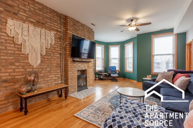 3326 W North Ave Unit 3326 W. North Ave, Chicago, IL 60647 - 3326 W ...