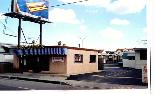 Robins Mobile Home Park - 17820 Lakewood Blvd Bellflower, CA 90706 ...