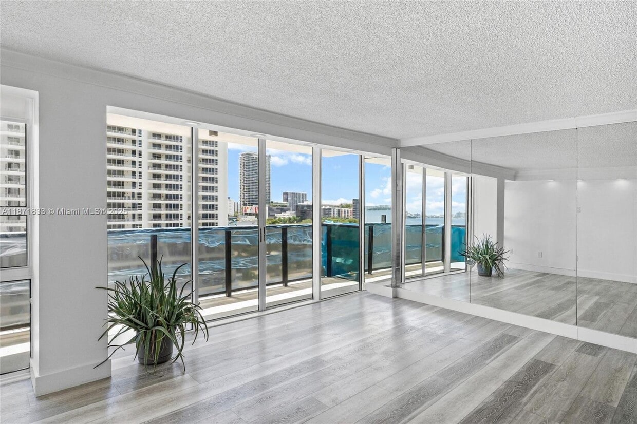 600 NE 36th St Miami, FL 33137 - Alquileres en Miami, FL | Apartamentos.com