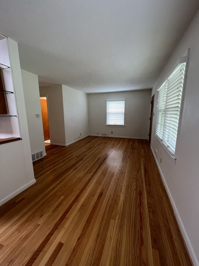 1231 E 71st St, Indianapolis, IN 46220 - House Rental in Indianapolis ... 1231 E 71st St, Indianapolis, IN 46220 - House Rental in Indianapolis ...