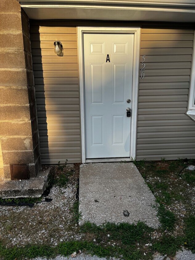 520 S Scenic Ave Unit 520 S Scenic 101-A, Springfield, MO 65802 - Room ...
