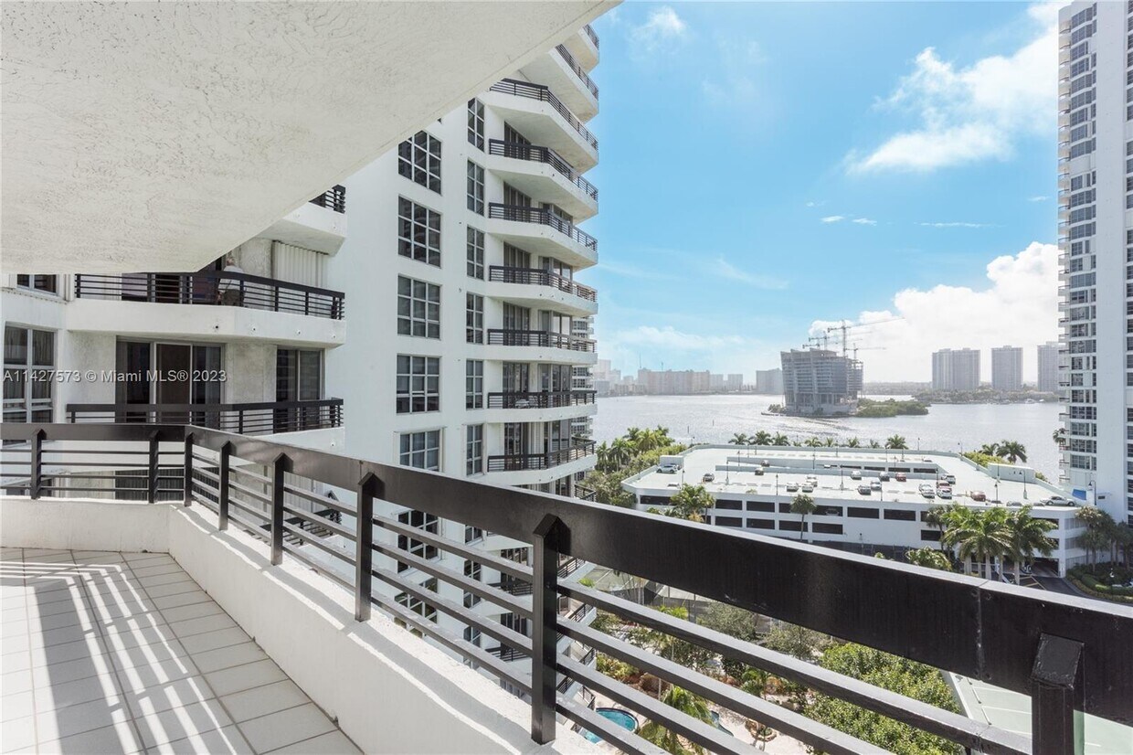 3500 Mystic Pointe Dr Unit 1103, Miami, FL 33180 - Condo for Rent in ...